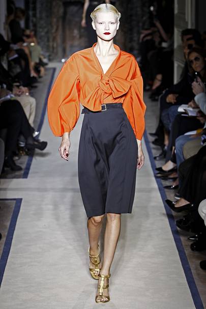 Yves Saint Laurent Spring/Summer 2011 Ready-To-Wear show report ... Yves Saint Laurent Spring/Summer 2011 Ready-To-Wear show report ...
