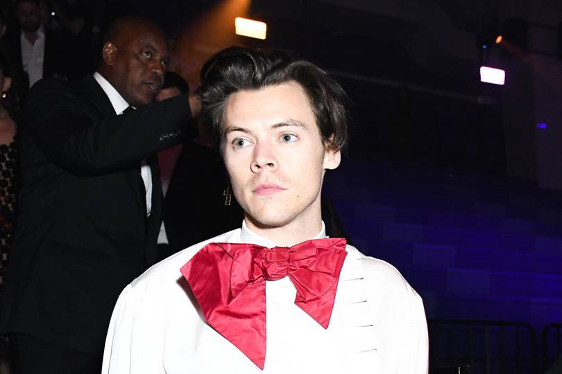 Behind The Scenes On Harry Styles Gucci Met Gala 2019 Outfit British behind-the-scenes-on-harry-styles-gucci-met-gala-2019-outfit-british