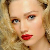 Mary Greenwell - Makeup Tips - 15 Years of (Vogue.com UK) | British Vogue